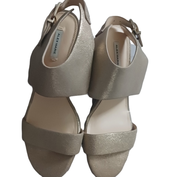 Alex Marie | Shoes | Alex Marie Sandals Gold Metallic Wedge Open Toe ...